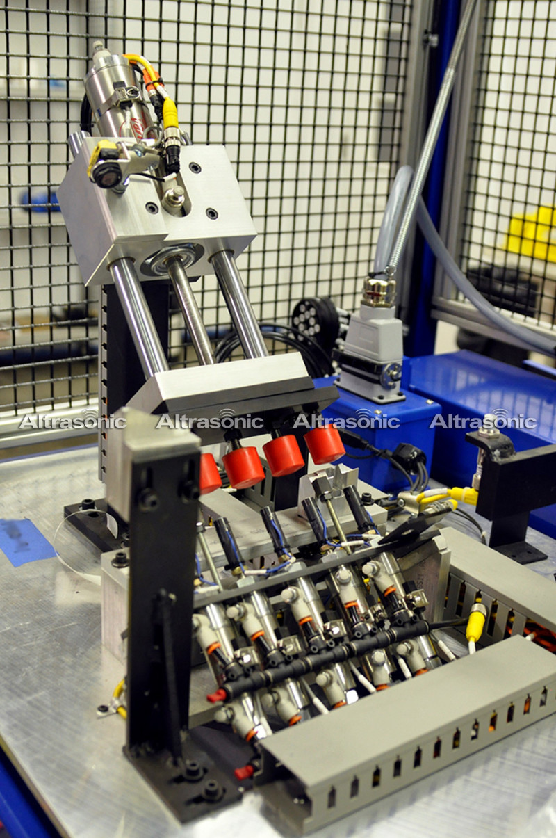 Hand Operated Frequency 35Khz Ultrasonic Riveting Welding Machine For ...