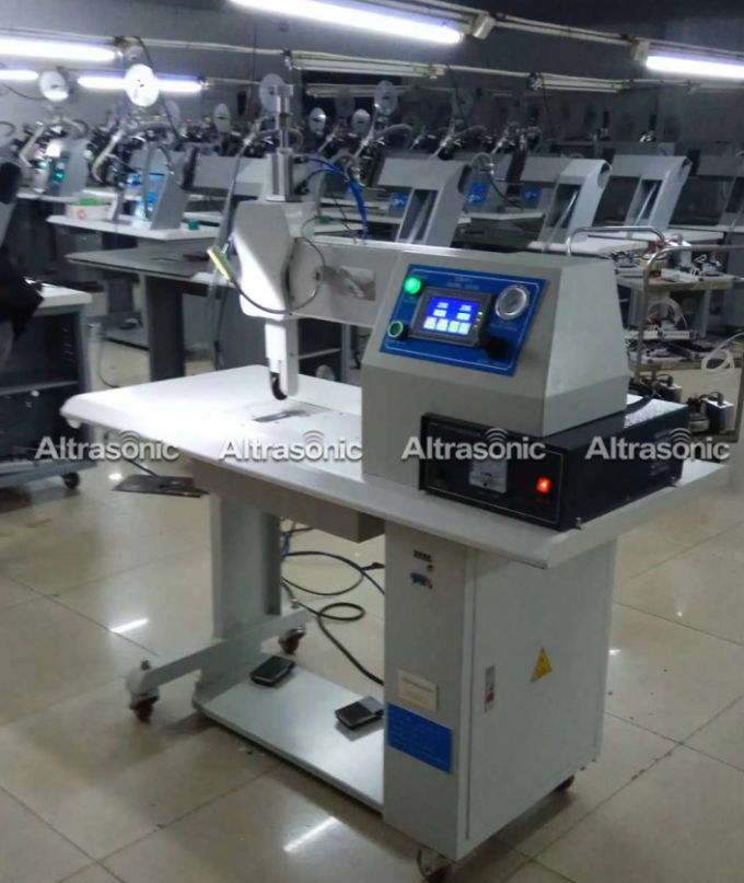 Ultrasonic Sealing machine 35khz With Titanium OEM Wheel for polyester ...